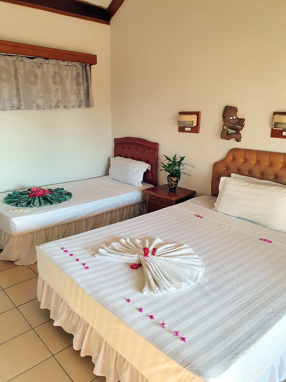 Honiara Hotel – Honiara Hotel offers accommodation, food & beverages from 3 international ...